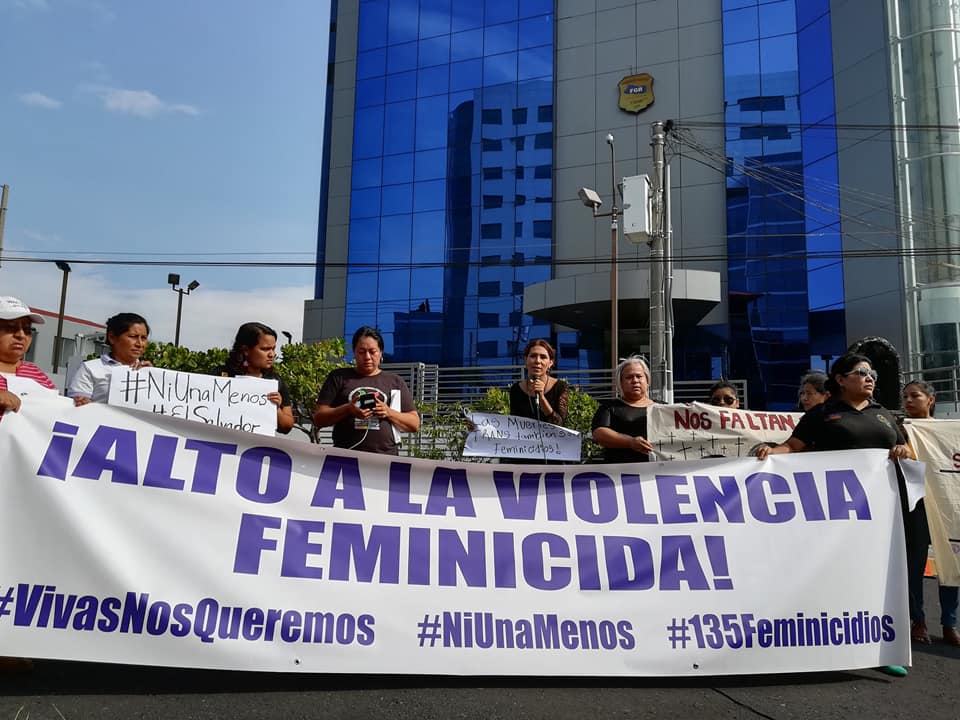 Piden Justicia Por Feminicidios En El Salvador Tercera Información