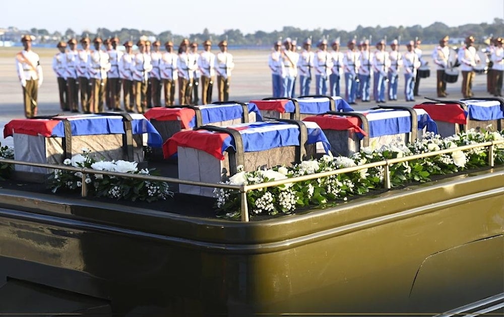 Raúl Castro y Díaz-Canel presiden tributo a 32 caídos en Venezuela ...
